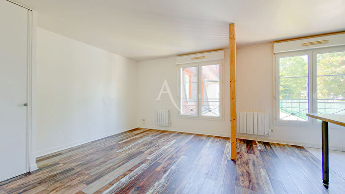 Yerres, Centre-ville, Bellevue : Appartement 1 pièce à louer