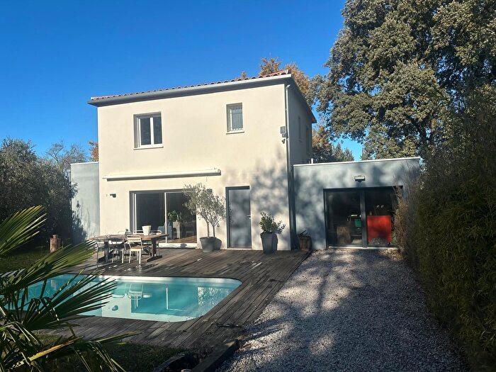 Maison à vendre - Saint-Jean-de-Cornies - 5 pièces - 4 chambres