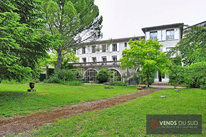 Maison 12 pièces à Bédarieux, à vendre