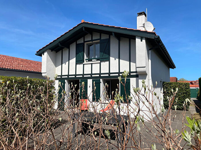 Maison à vendre - Urrugne - 5 pièces - 4 chambres