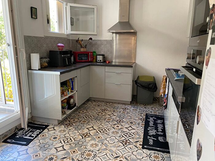 Appartement à vendre - Auriol - 3 pièces - 2 chambres