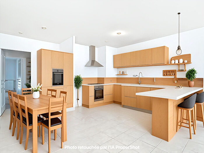 Appartement à vendre - Marseille e , La Capelette - 3 pièces - 2 chambres