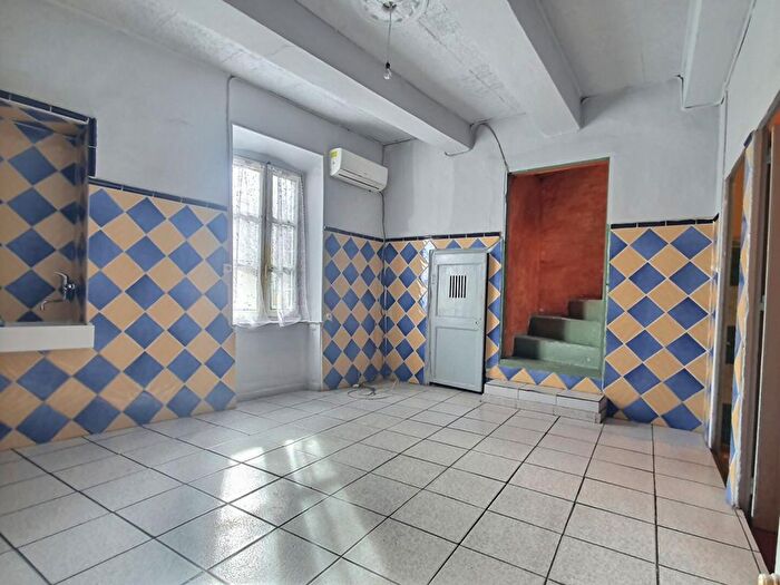 Maison à vendre - Sainte-Cécile-les-Vignes - 7 pièces - 3 chambres