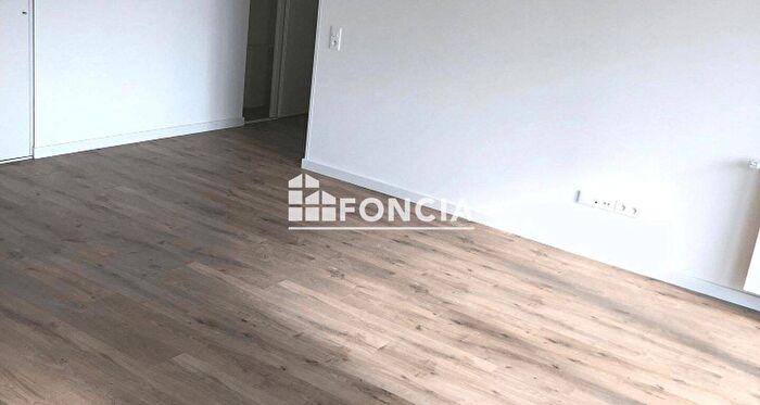 Mont Valérien, Nanterre : Appartement 3 pièces à louer