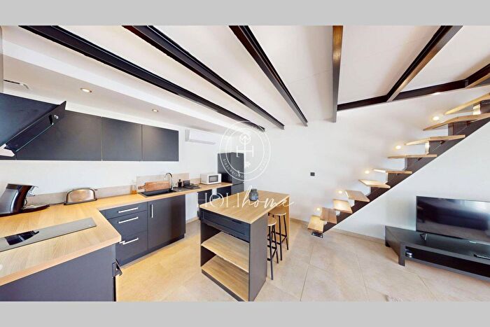 Appartement à louer - Centre, Fuveau - 2 pièces - 1 chambre