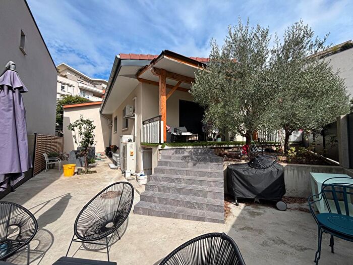 Maison à vendre - Échirolles - 5 pièces - 4 chambres