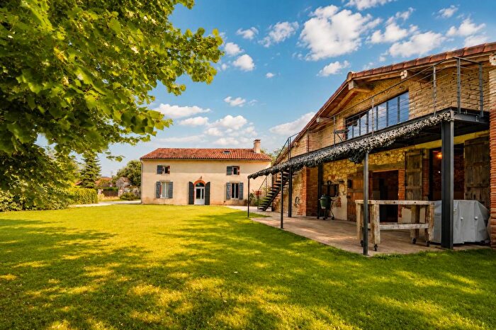Maison 1 pièce à Pommevic, à vendre