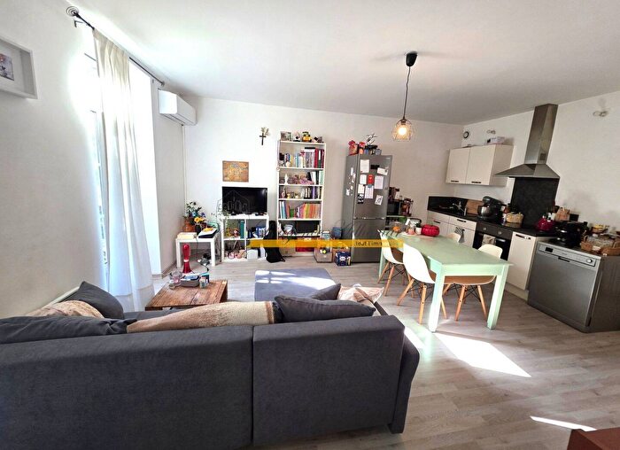 Appartement à louer - Montélimar - 2 pièces - 1 chambre