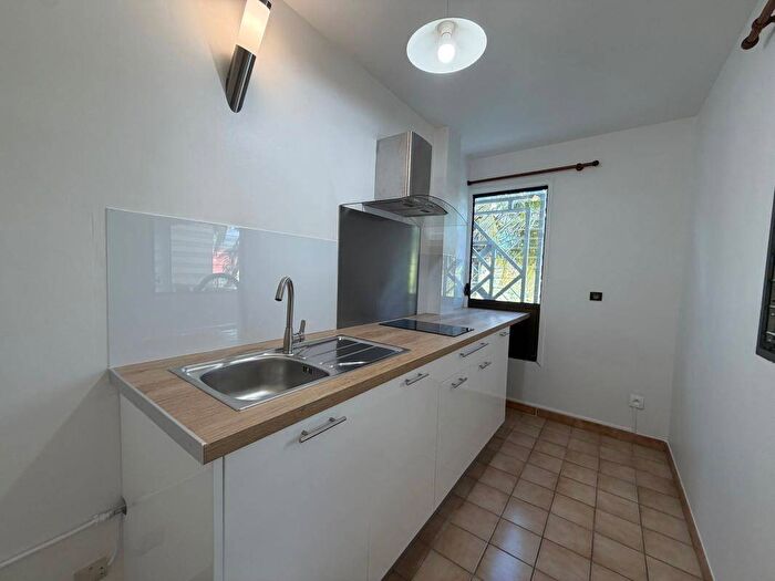 Appartement 1 pièce à Fort-de-France, à louer