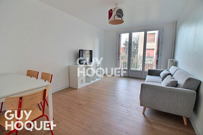 Appartement 3 pièces à Villejuif, Haute-Buyères, Esselières, à louer