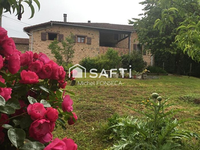 Maison 5 pièces à vendre à Saint-Victurnien