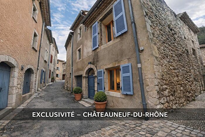 Maison à vendre - Montélimar - 9 pièces - 5 chambres