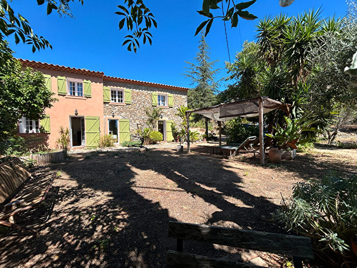 Maison à vendre - Sanary-sur-Mer, Pierredon, Boucène, La Piole, Le Lançon, La Bernarde - 5 pièces - 3 chambres