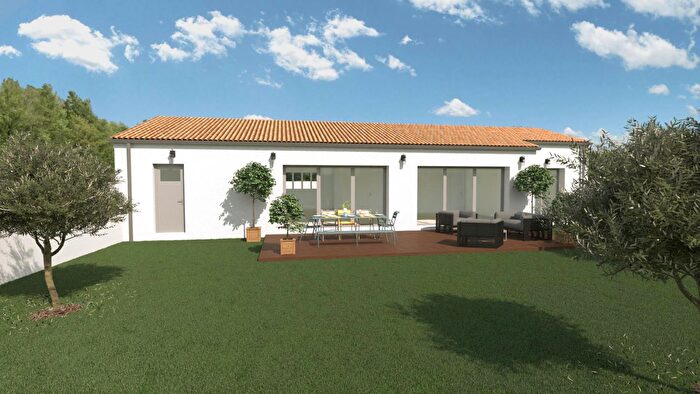 Maison 4 pièces à Angliers, à vendre