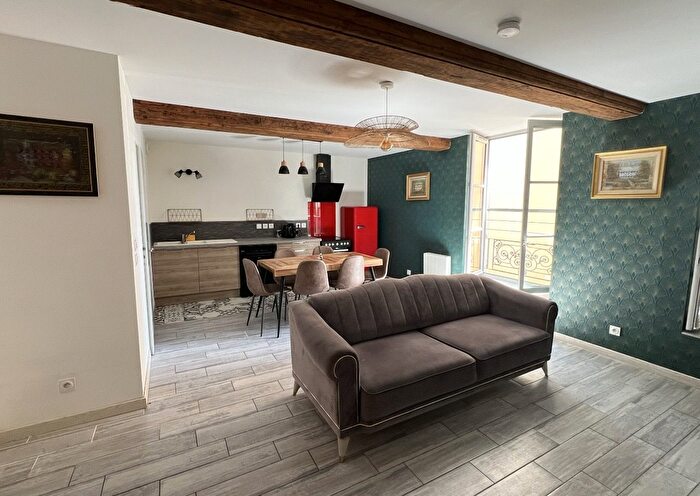 Villefranche-sur-Saône, Centre-ville - Appartement 4 pièces à louer