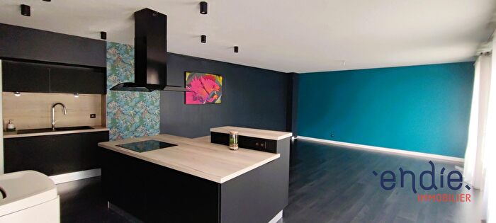 Appartement à vendre - Cusset, Centre-ville - 4 pièces - 2 chambres