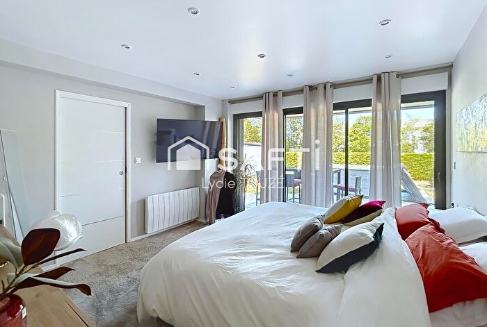 Maison 7 pièces à Tourlaville, Ouest, à vendre