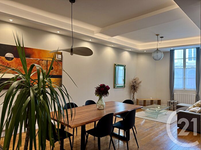 Maison à louer - Bordeaux, Croix Blanche - 5 pièces - 4 chambres