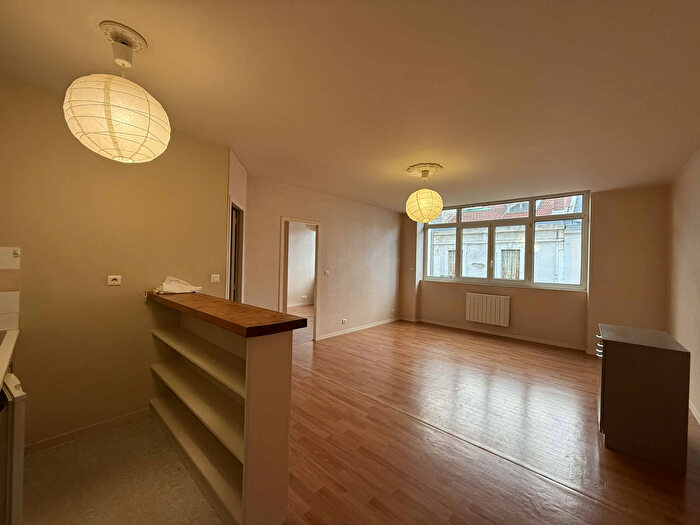 Appartement à vendre - Limoges, Centre-ville, Hôtel de Ville, Emailleurs - 2 pièces - 1 chambre