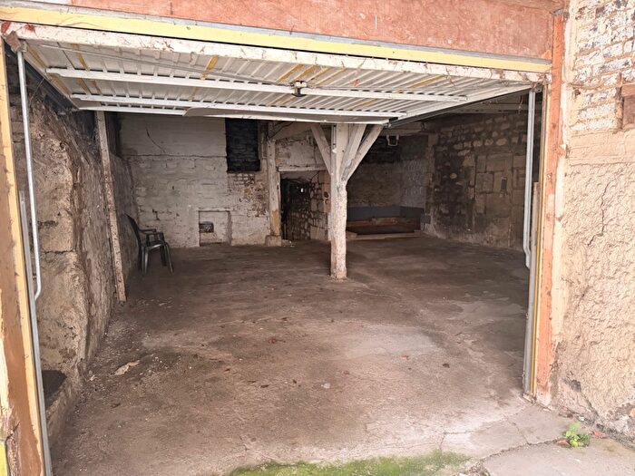 Maison à vendre - Nogent-sur-Oise, Mairie, République - 1 pièce