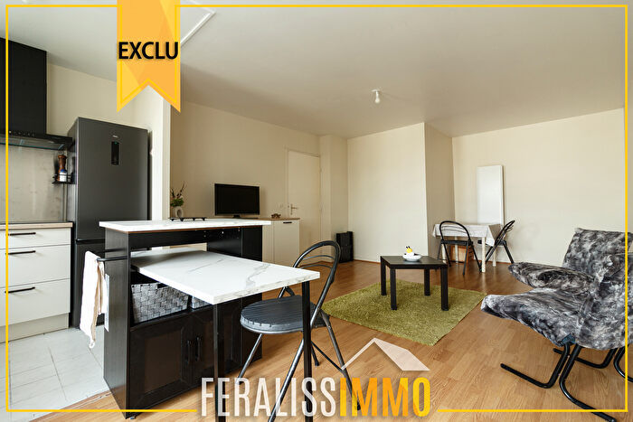 Appartement à vendre - Cergy, Les Hauts-de-Cergy - 2 pièces - 1 chambre