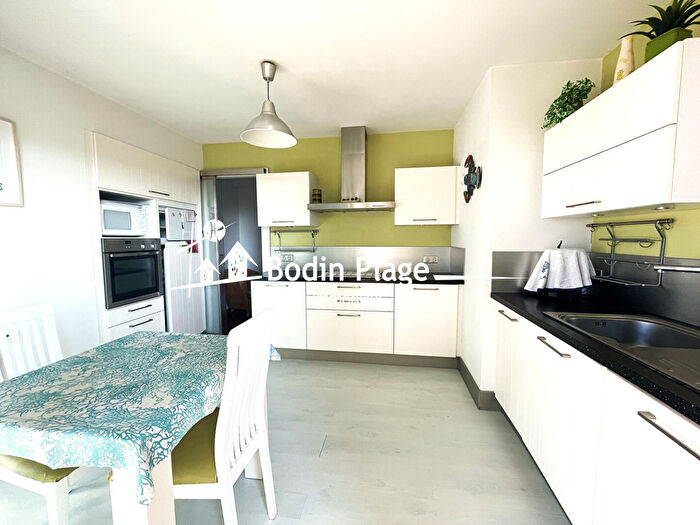 Appartement à vendre - Saint-Brevin-les-Pins, Centre-ville, Stade - 4 pièces - 3 chambres