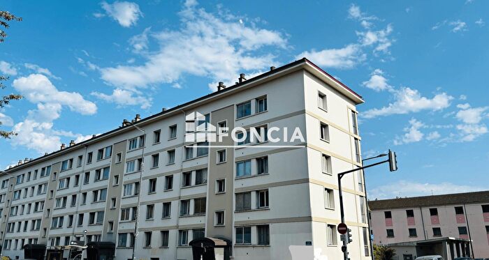 Grenoble, Bajatière : Appartement 3 pièces à vendre