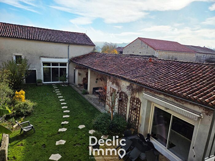 Maison à vendre - Mansle - 8 pièces - 4 chambres