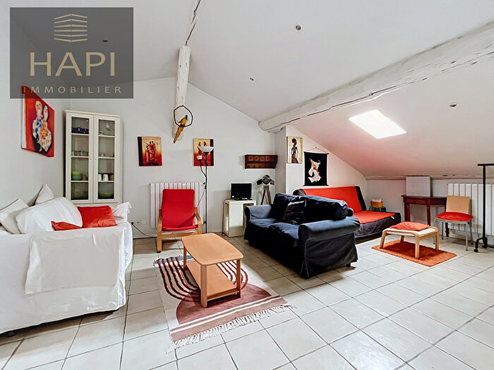 Appartement 3 pièces à Lyon 1er, Bas des Pentes, Presqu'île, à louer