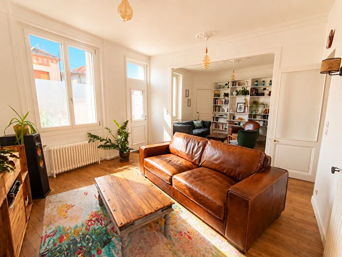 Nantes, Sèvres, Gilarderie, Lion d'Or : Maison 7 pièces à vendre