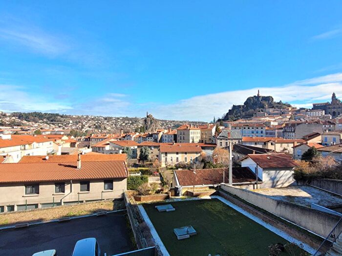 Appartement à vendre - Le Puy-en-Velay - 4 pièces - 3 chambres