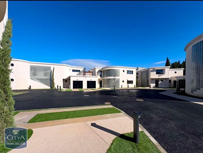 Maison à vendre - Salon-de-Provence, Canourgues - 4 pièces - 3 chambres