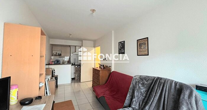 Appartement à vendre - Billère, Centre-ville - 2 pièces - 1 chambre