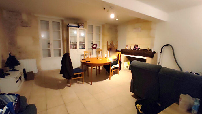 Maison 3 pièces à Saint-Martin-du-Bois, à vendre