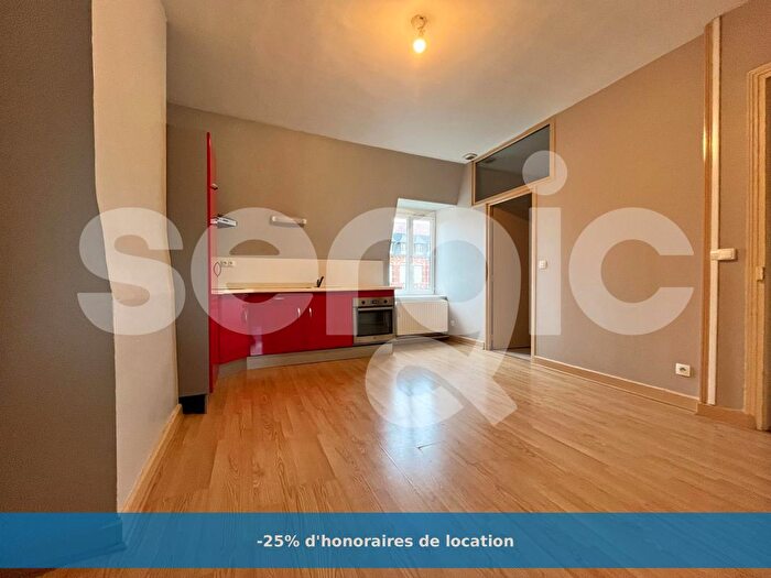 Appartement à louer - Cambrai, Centre-Ville, Gare - 2 pièces - 1 chambre