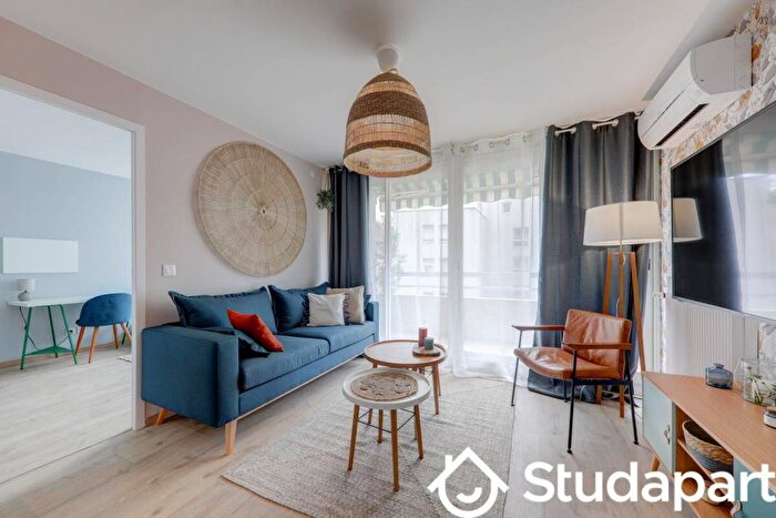 Le Grand Trou, Lyon 8ème arrondissement - Appartement 1 pièce à louer