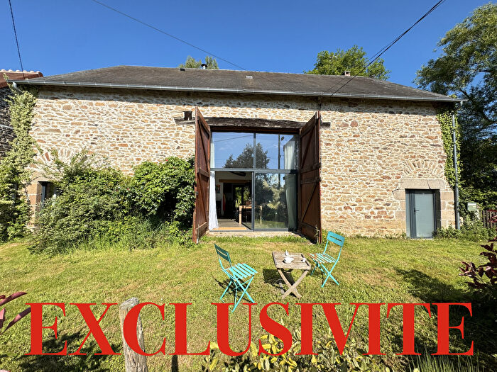 Maison 8 pièces à vendre à Éguzon-Chantôme