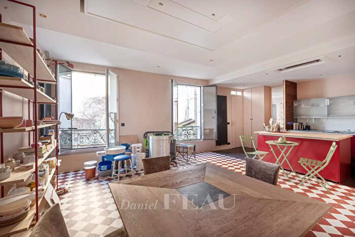 Appartement à vendre - Paris e , Montmartre, Sacré Coeur, Abbesses - 2 pièces - 1 chambre