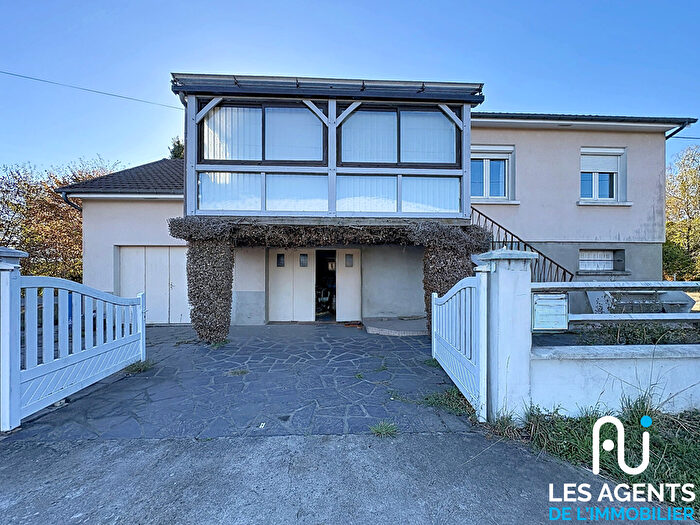 Saint-Laurent-des-Bois : Maison 5 pièces à vendre