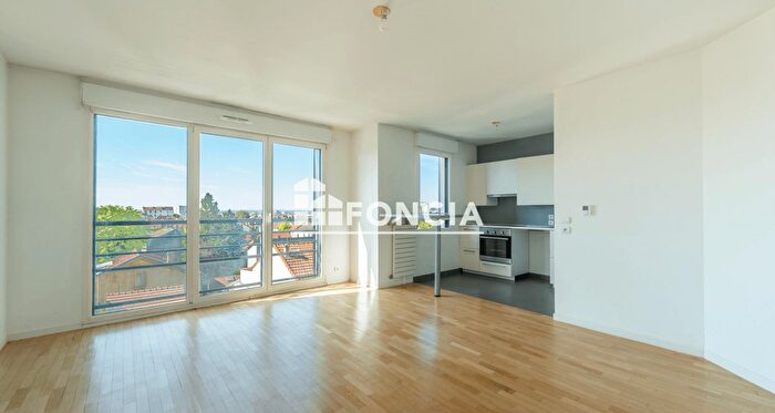 Suresnes, Liberté : Appartement 2 pièces à vendre