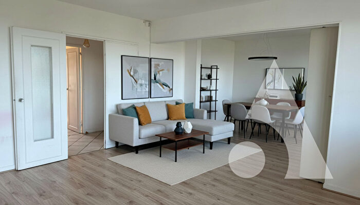 Appartement à vendre - Corbeil-Essonnes, Montconseil - 4 pièces - 2 chambres