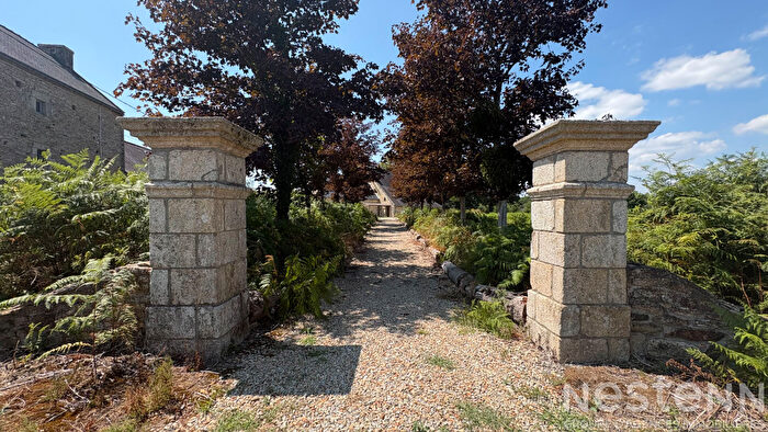 Maison 7 pièces à Camors, à vendre