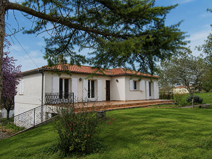 Foulayronnes : Maison 5 pièces à louer