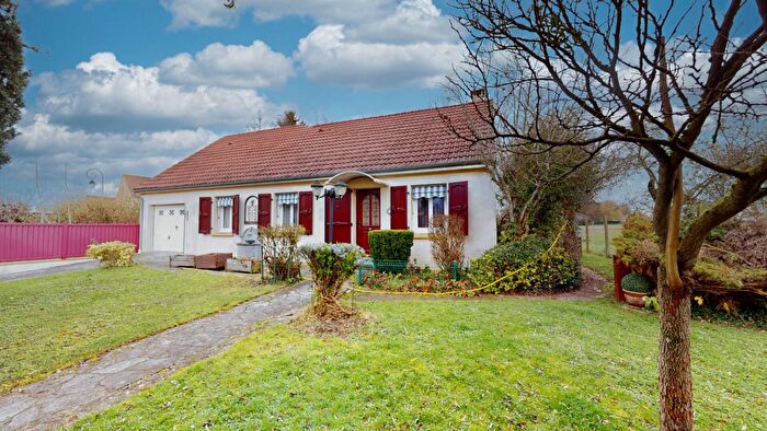 Maison 7 pièces à Chevru, à vendre