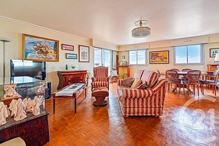 Appartement à vendre - Paris e , Nationale, Deux Moulins - 5 pièces - 4 chambres