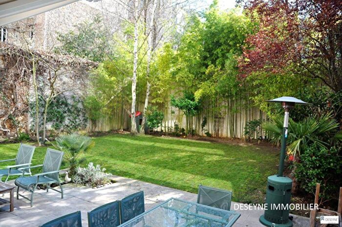 Appartement à louer - Neuilly-sur-Seine - 6 pièces - 4 chambres