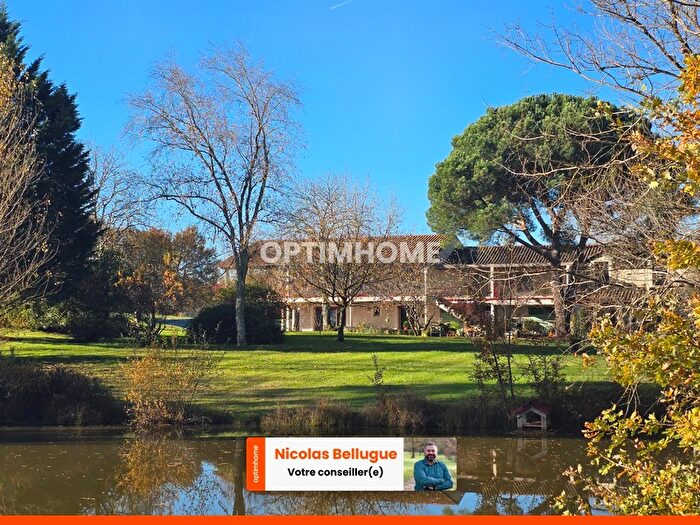 Maison à vendre - Margueron - 16 pièces - 10 chambres