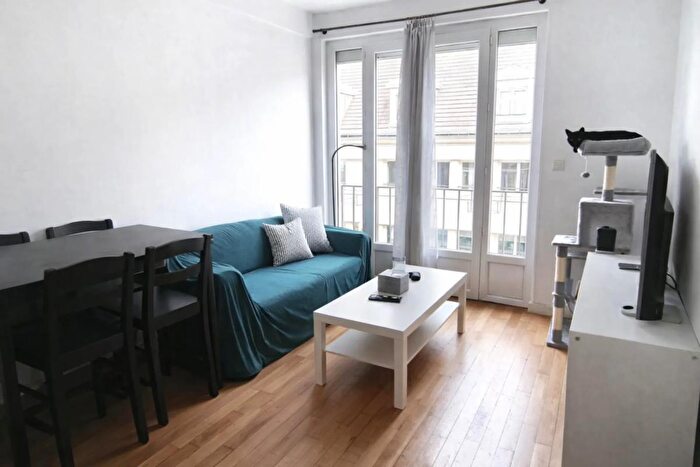 Appartement à vendre - Beauvais, Centre-ville - 2 pièces - 1 chambre