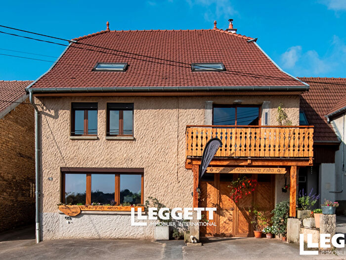 Maison à vendre - Uzelle - 9 pièces - 4 chambres