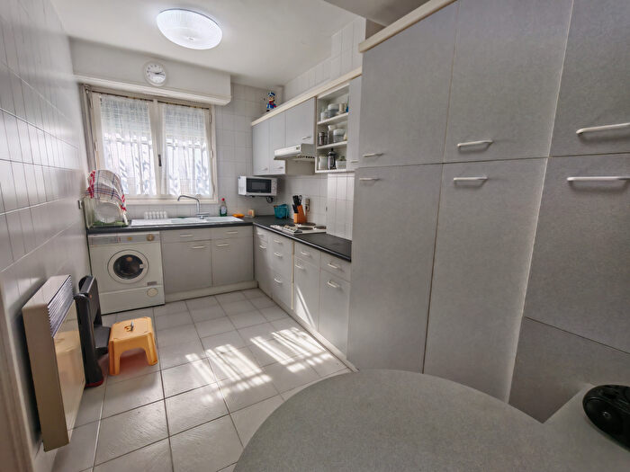 Appartement à vendre - Hendaye, Lissardy - 3 pièces - 2 chambres